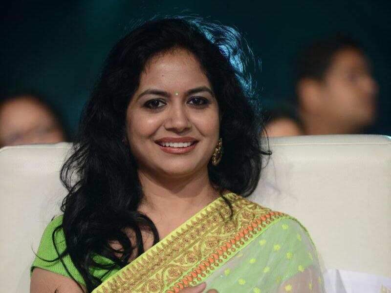 Singer Sunitha adds another feather to her cap | Telugu Movie News ...