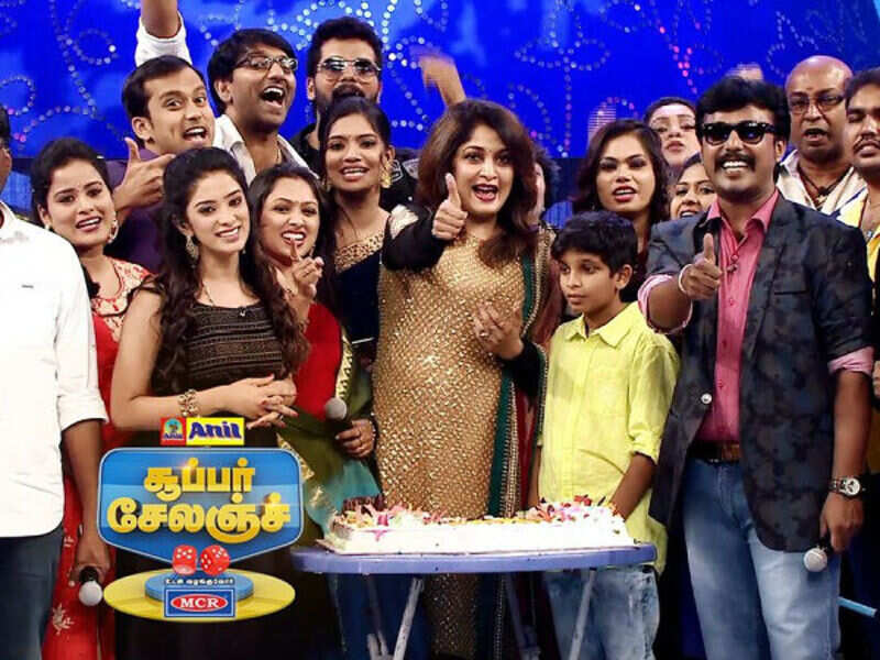Vamsam 1000th episode celebration on Super Challenge - Times of India