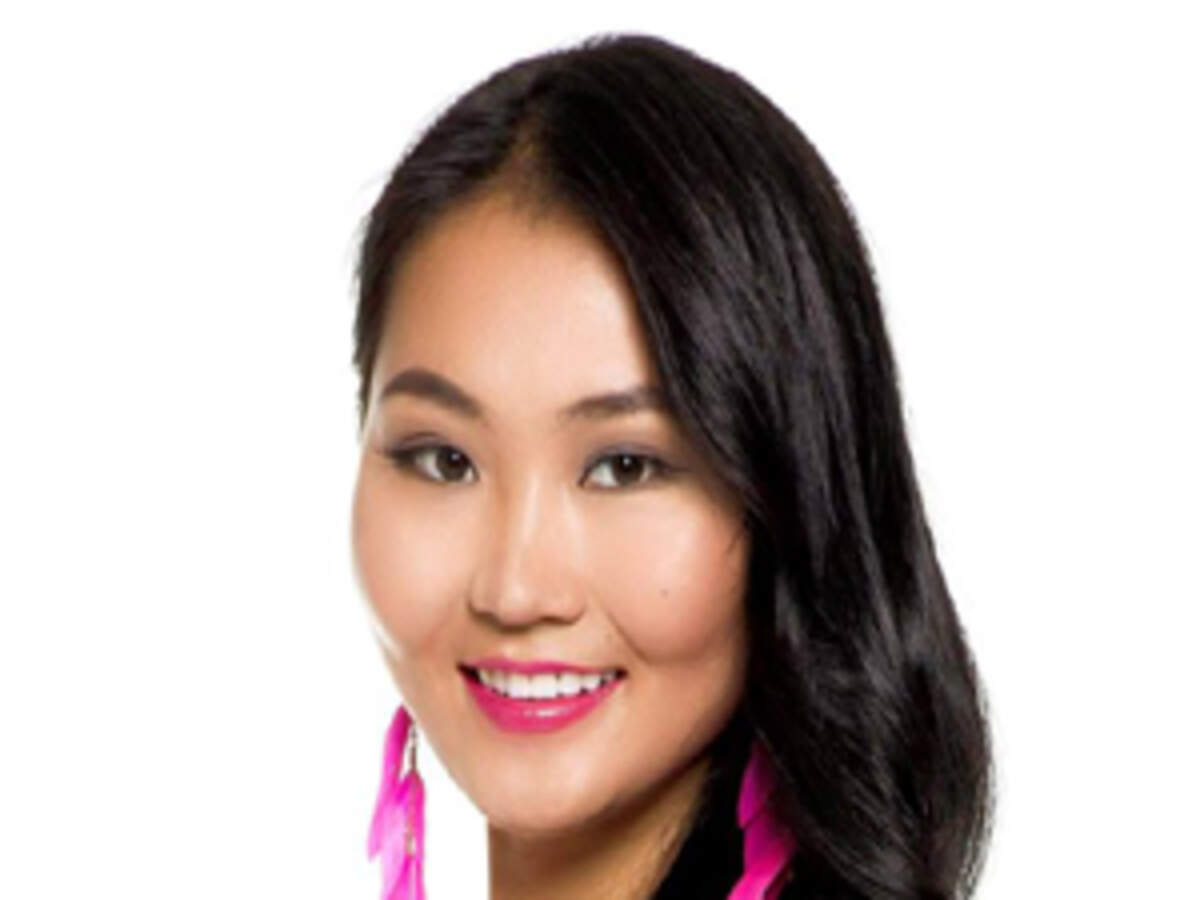 Bayartsetseg Altangerel crowned Miss World Mongolia 2016