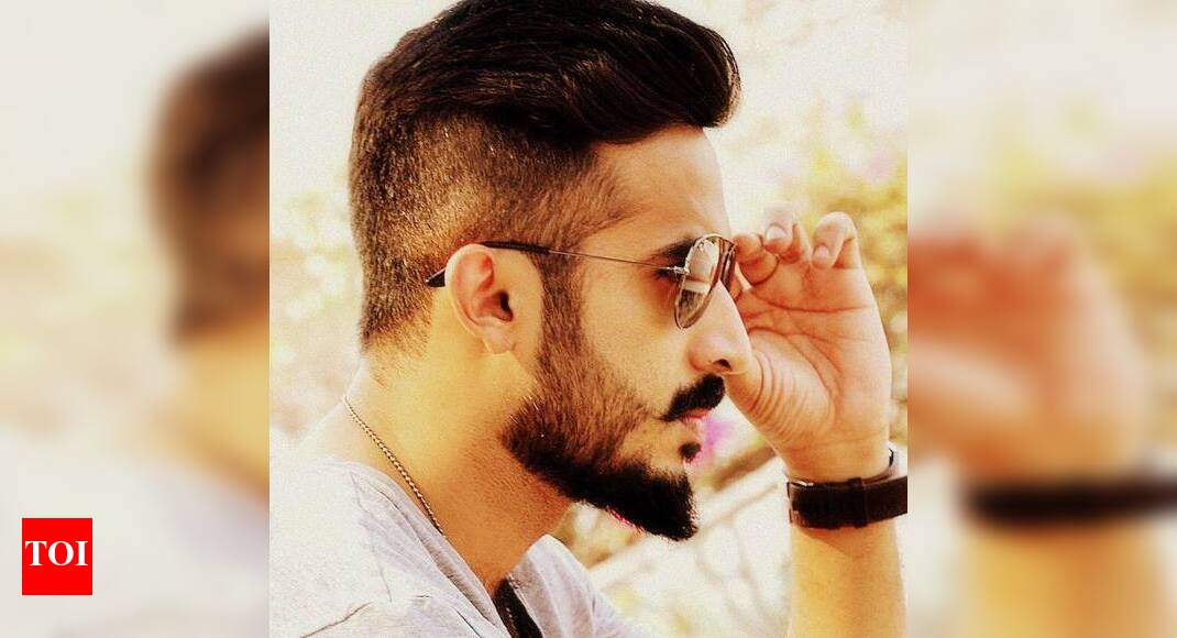 Anchor Ravi's social media posts are to watch out for - Times of India