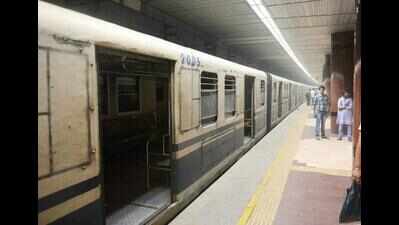 Spark in third rail, passengers evacuated from metro train | Kolkata ...
