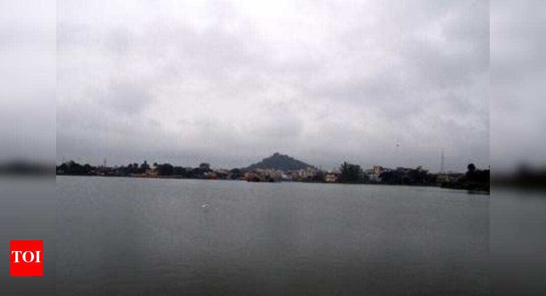 Cyclone Kyant update: Cyclone Kyant hovering, Vizag ready for the one ...