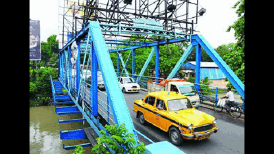 Two-lane bridge over Shahdara drain opens for public | Noida News ...