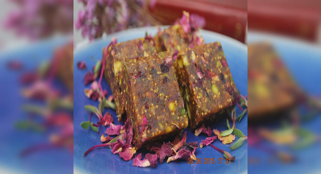 Rose and Fig Bites Recipe: How to Make Rose and Fig Bites Recipe ...