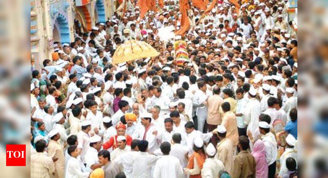 Now, Marathas plan morcha in Delhi | Delhi News - Times of India