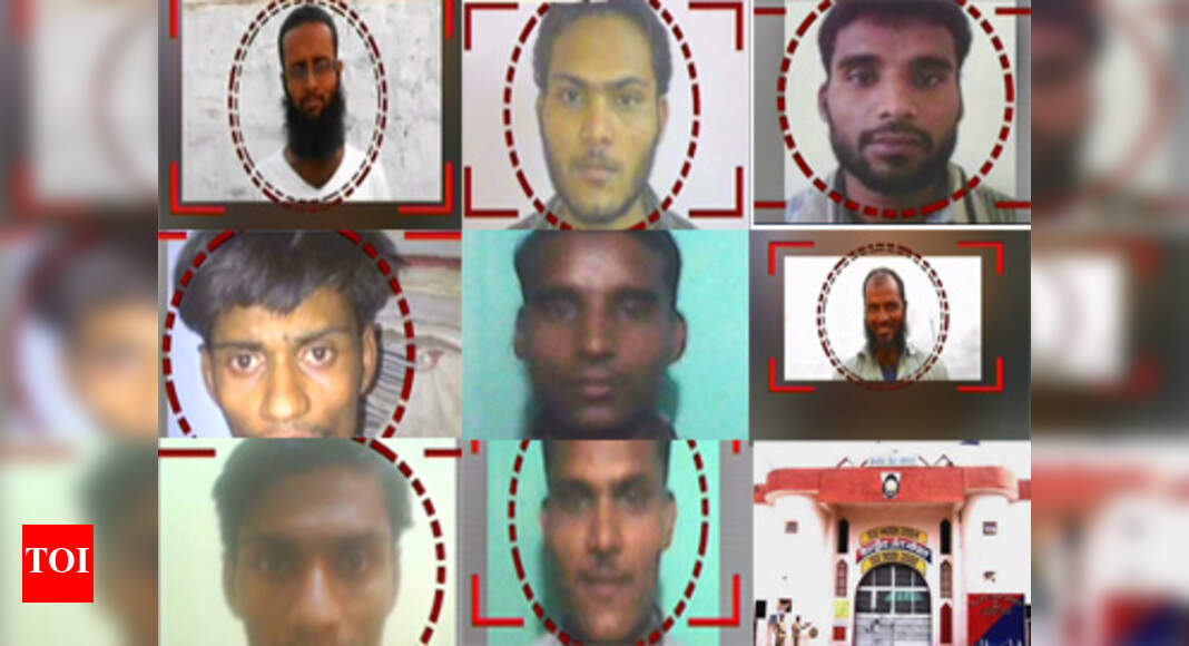 SIMI Terrorists gunned down: 8 SIMI terrorists who escaped Bhopal ...