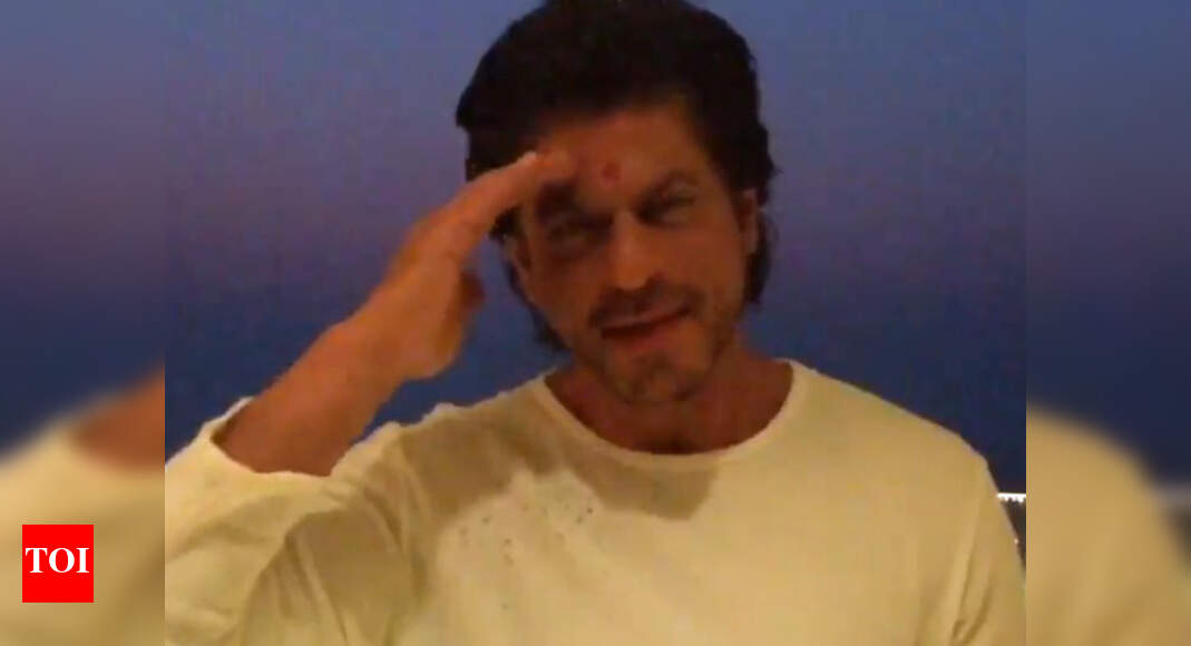 Watch: Shah Rukh Khan pens special poem for Indian soldiers on Diwali ...