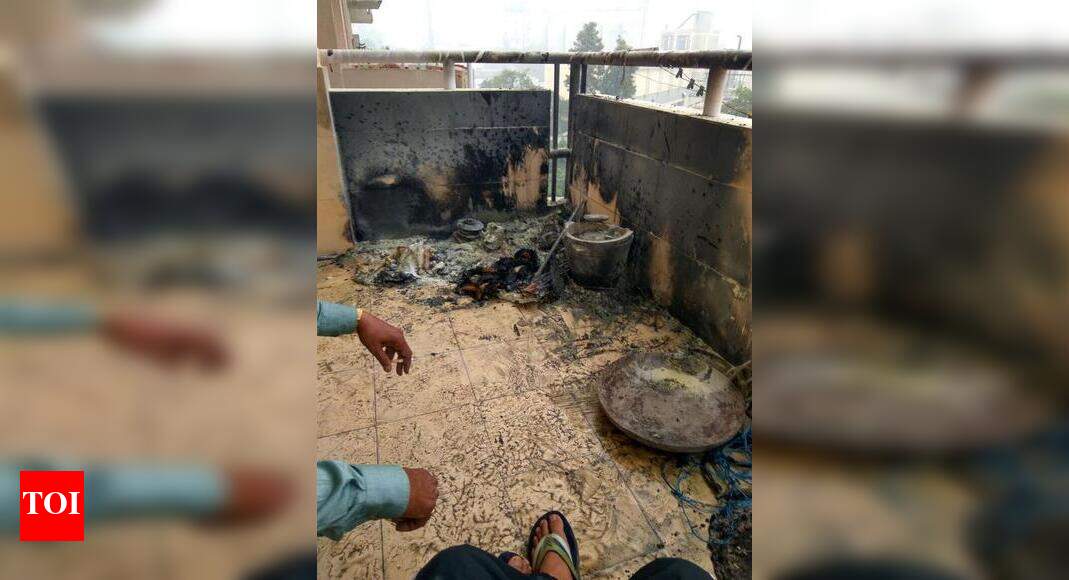 Smog In Ncr: Smoke from house fire mistaken for smog | Gurgaon News ...