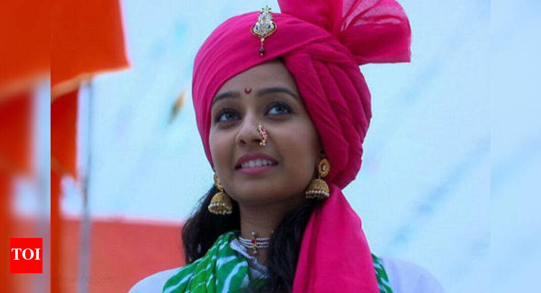 Pune girl Rupal makes her TV debut - Times of India