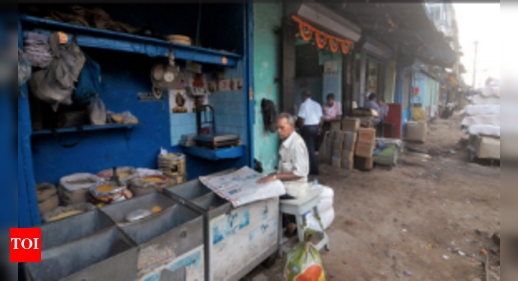 Markets take hit as sellers refuse 'useless notes' | Kolkata News ...