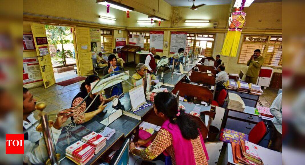 With post offices in disarray, many return frustrated without money ...