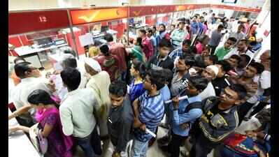 With post offices in disarray, many return frustrated without money ...