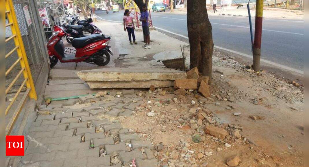 Jeevan Bima Nagar footpath in bad shape - Times of India