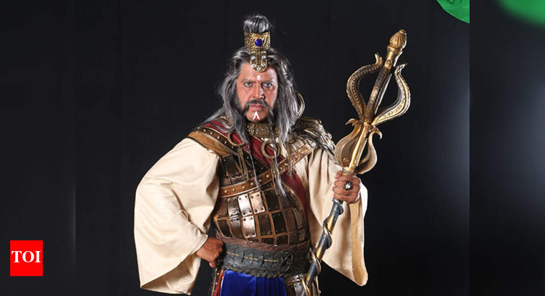 Tinu Verma: My acting inspiration is Amitabh Bachchan - Times of India