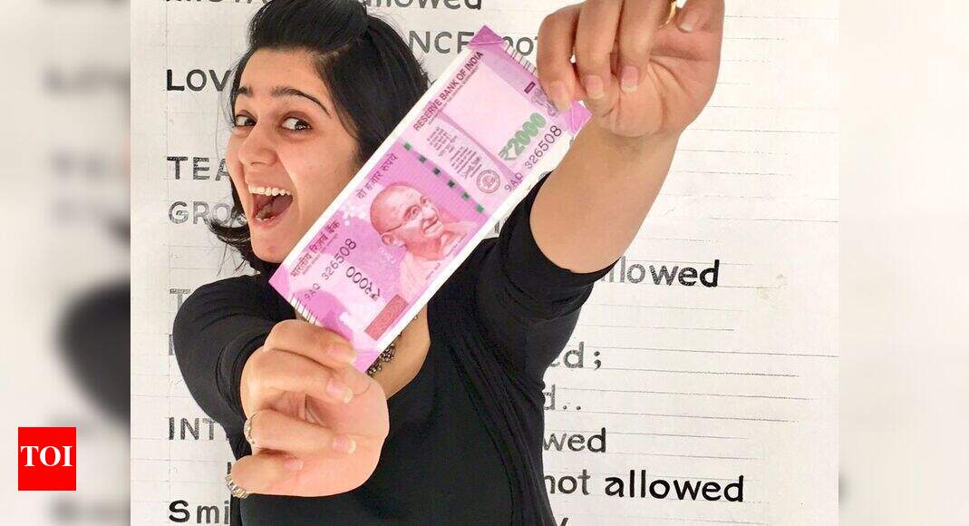 New Note: Hyderabadis on the new 2000 note | Hyderabad News - Times of ...