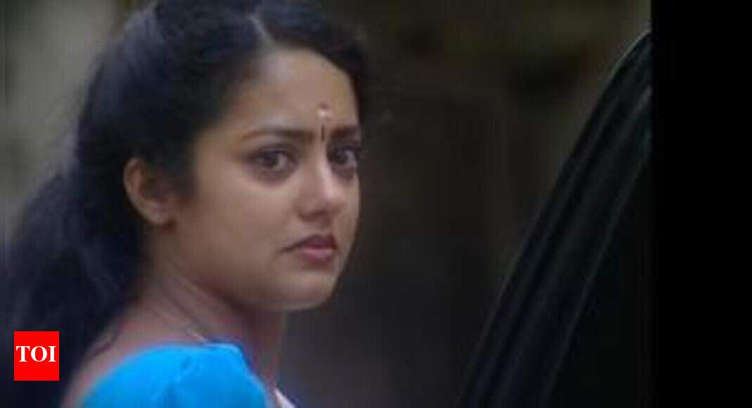 Rekha Mohan died of cardiac arrest confirms autopsy | Malayalam Movie ...