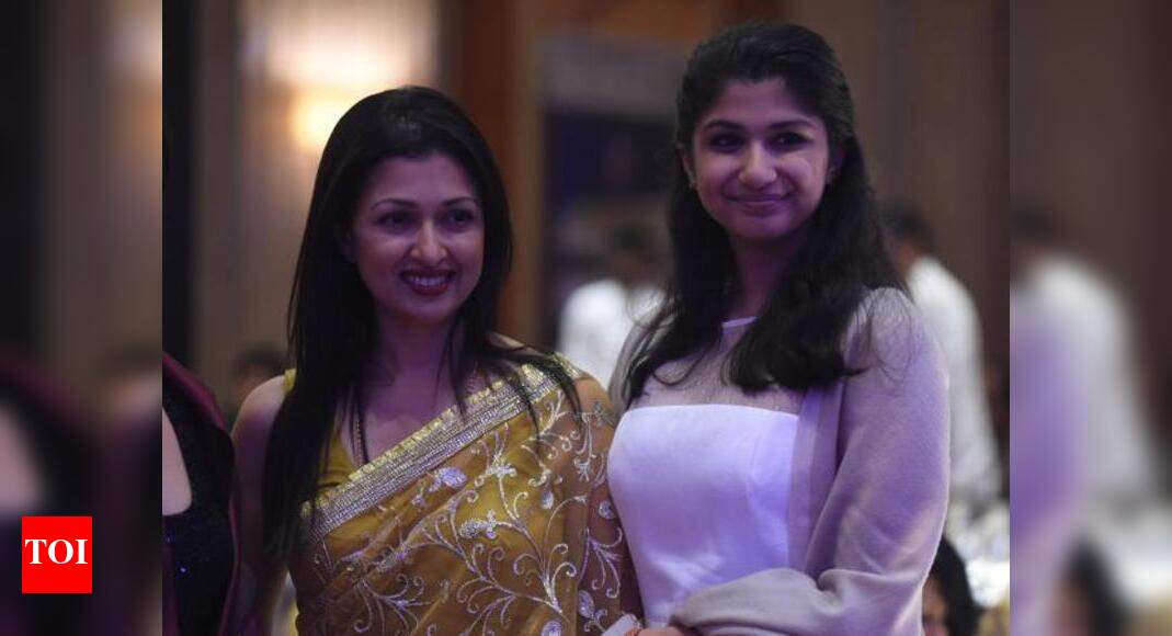 My daughter is busy with her studies: Gautami | Tamil Movie News ...