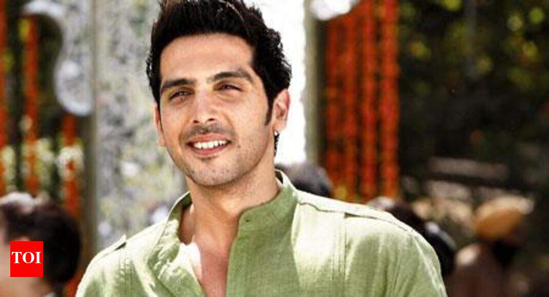 Actor Zayed Khan wows audience in Kolkata, launches dating app ...