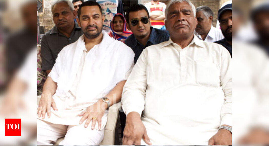 Book to tell 'Dangal' hero Mahavir Singh Phogat's story | Hindi Movie ...