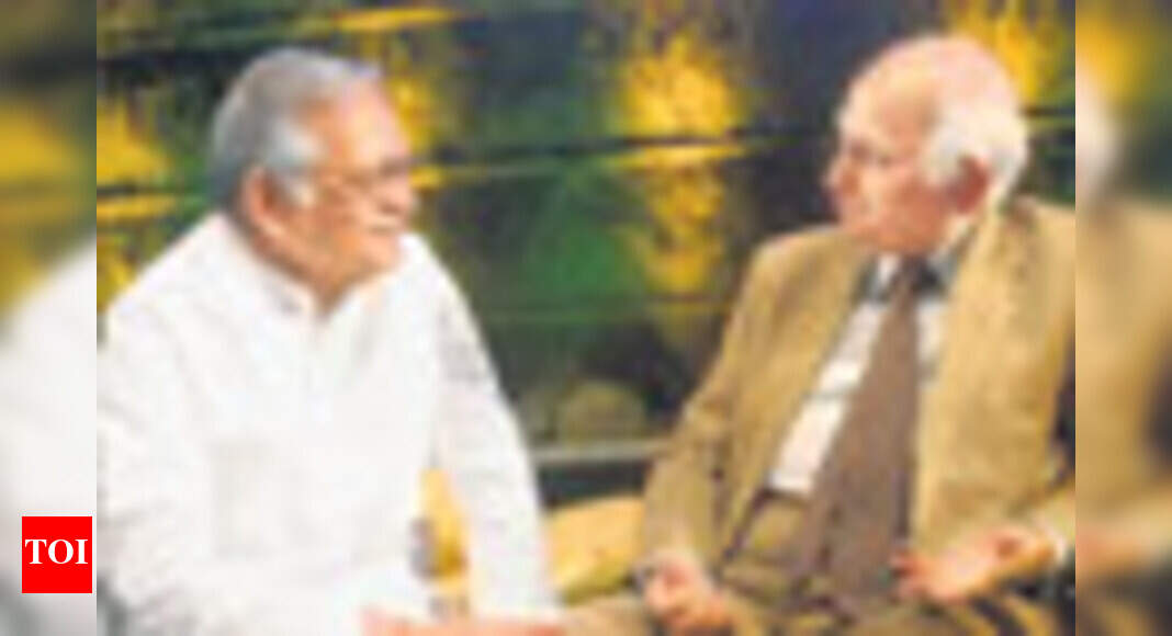 Two veteran poets who thrive on metaphors - Times of India