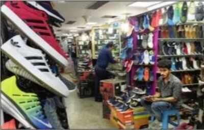 National Market wears a desolate look, most stores see business dip by ...
