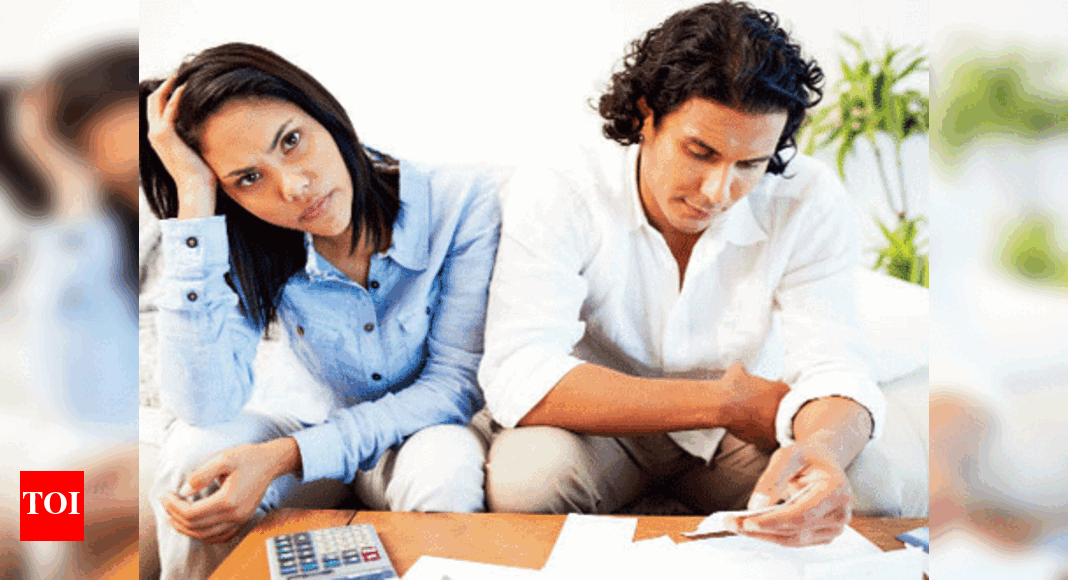 Relationship on a budget - Times of India