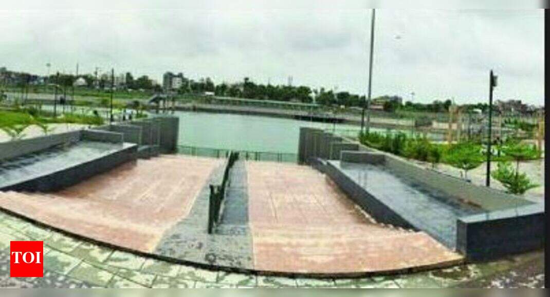 Gopi Talav: Resurrected Gopi Talav unfolds Surat’s rich history | Surat ...