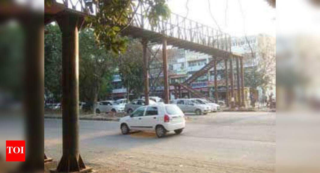 Dehu road citizen groups demand foot overbridge | Pune News - Times of ...