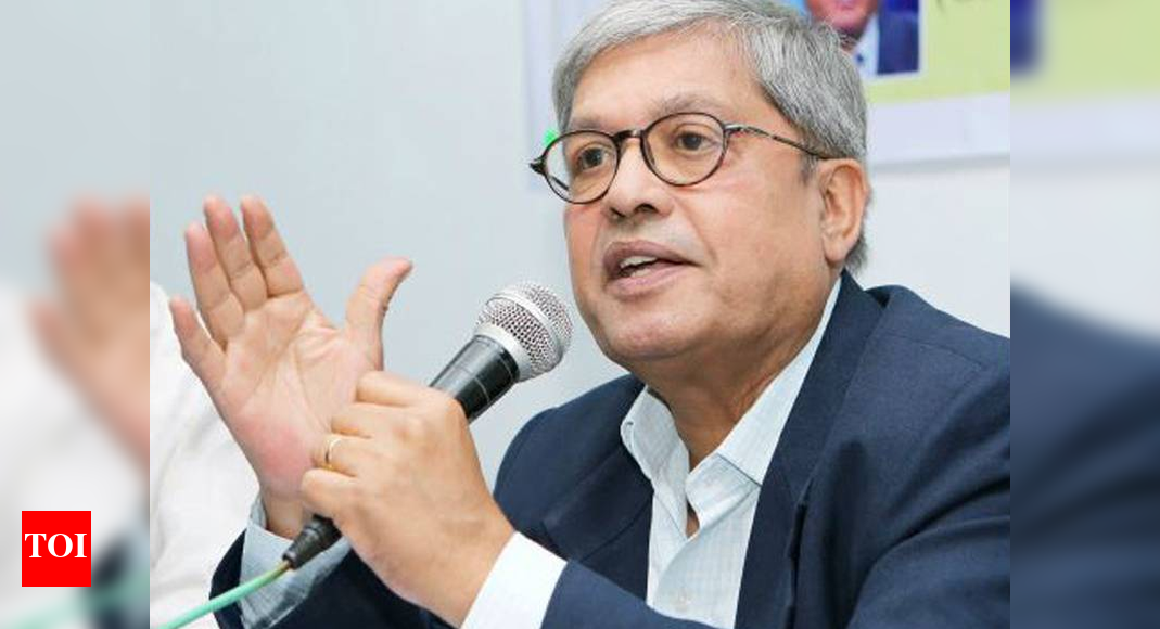 ‘Padgaonkar was mentor, guide and friend to one and all’ | Pune News ...