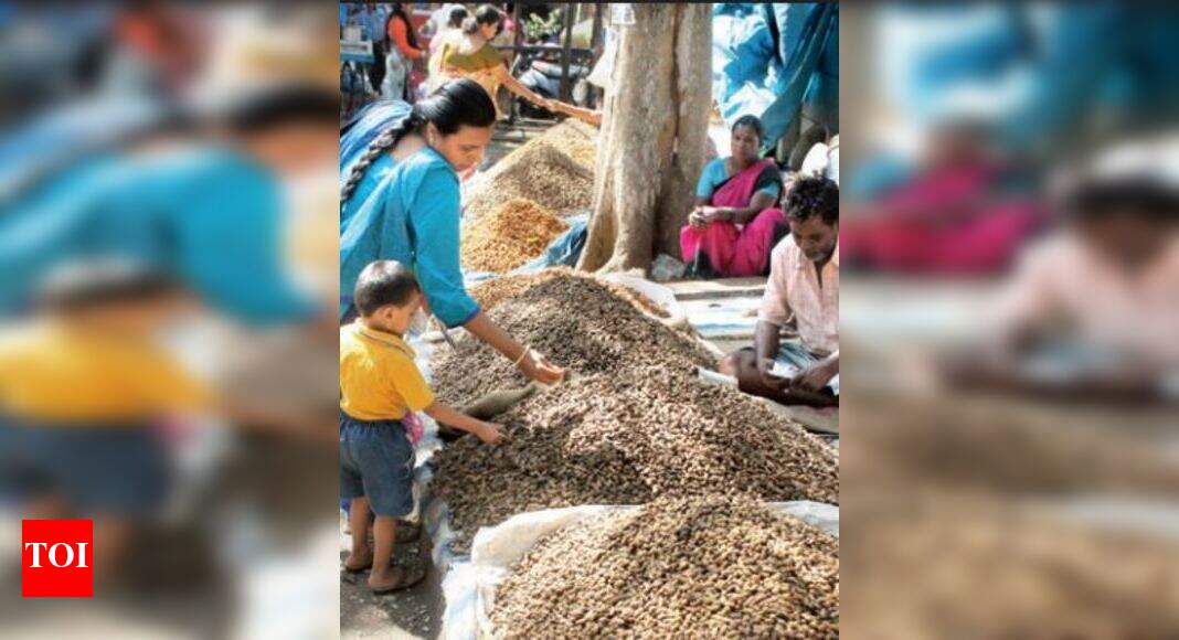 Peanut sellers, farmers reel under double whammy | Bengaluru News ...