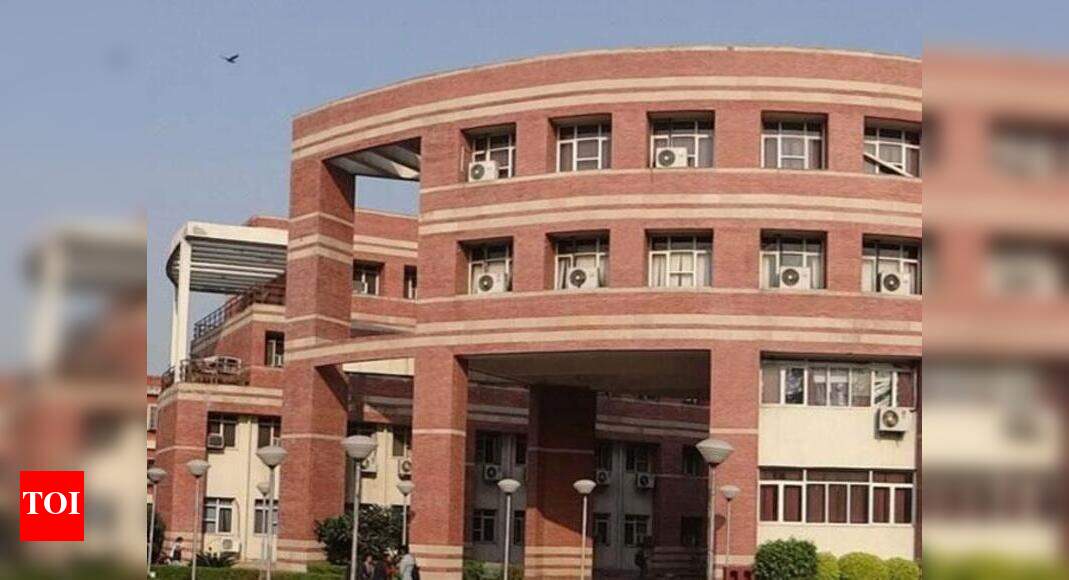 DU council adopts UGC amendments on recruitment | Delhi News - Times of ...