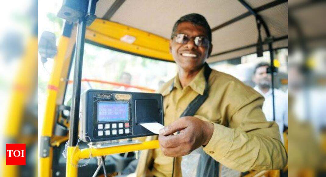 Auto Driver: Driver returns bag left behind by passenger | Hyderabad ...