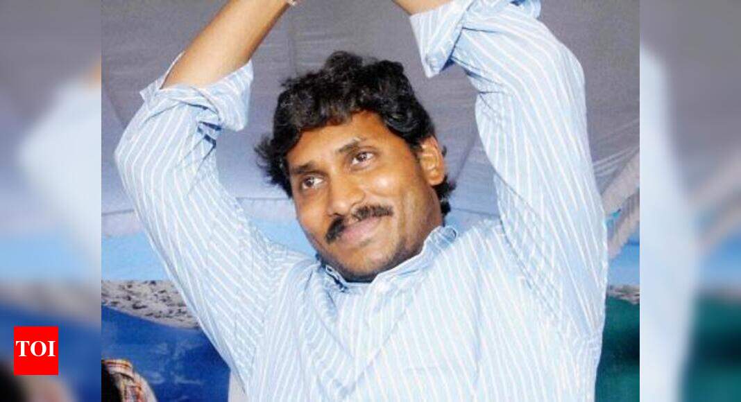 Youth Congress leader Mahesh Reddy joins YSRCP | Hyderabad News - The Times of India