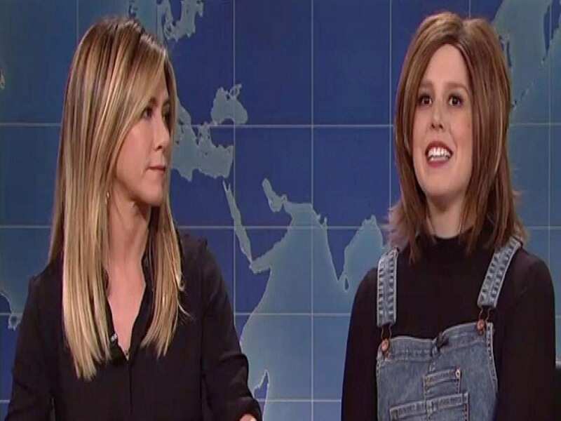 Jennifer Aniston pokes fun at 'Friends' character on SNL - Times of India