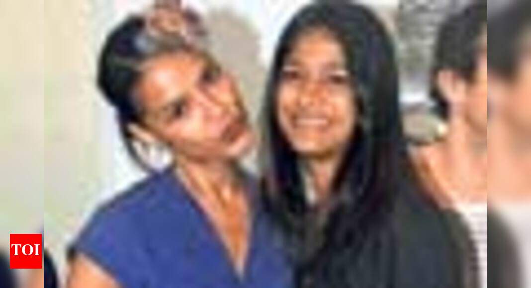 Bose's rocking art show! | Events Movie News - Times of India