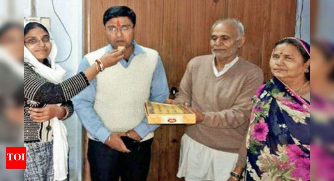 3 year wait over for RAS topper | Jaipur News - Times of India