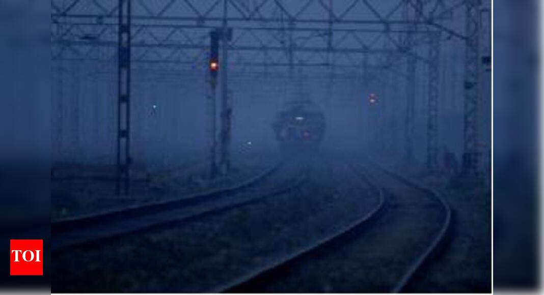 13 trains delayed due to dense fog | Indore News - Times of India