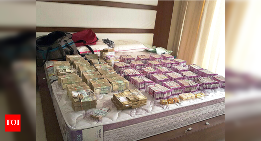 Infographic: I-T raids unearth huge amounts of money | India News ...