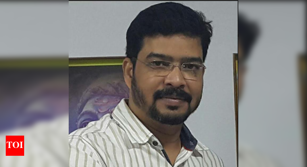 Dhananjay Gawde: Shiv Sena corporator caught with new notes says cash ...