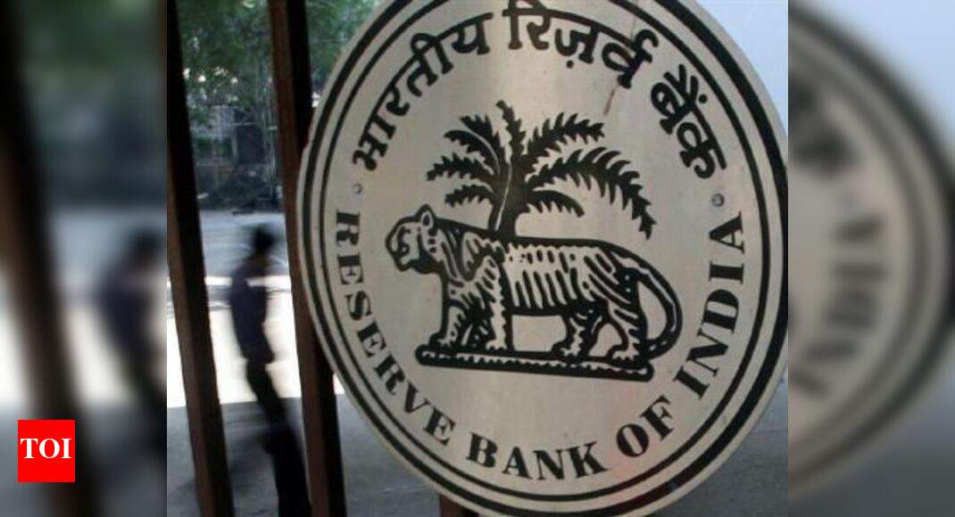 Demonetisation: Relations between RBI, Centre strained over note ban ...