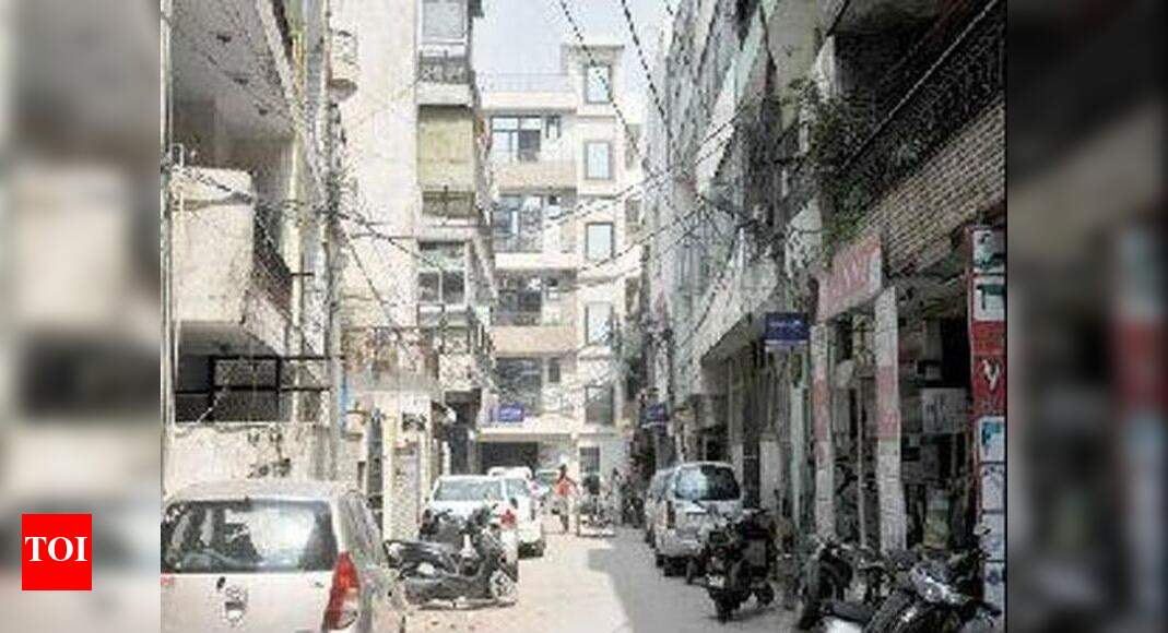 Noida-Greater Noida Expressway: Community centres can become clubs ...