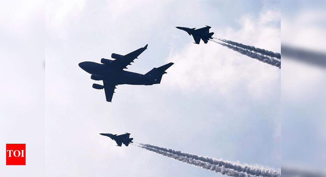 IAF'S Air Show: IAF's air show leaves millennium city spellbound ...
