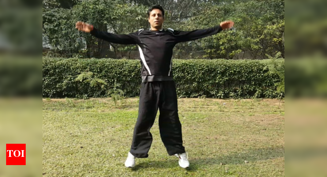 How to get rid of love handles? - Times of India