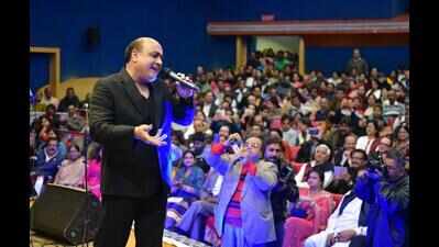 Mohammed Rafi: Rafi’s son performs in singer’s birthday | Bhopal News ...