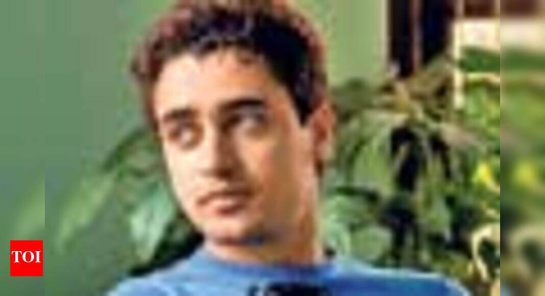Imran's shooting games | Hindi Movie News - Times of India