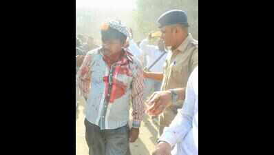 9 injured in clashes after election result in Dahod, Vadodara ...