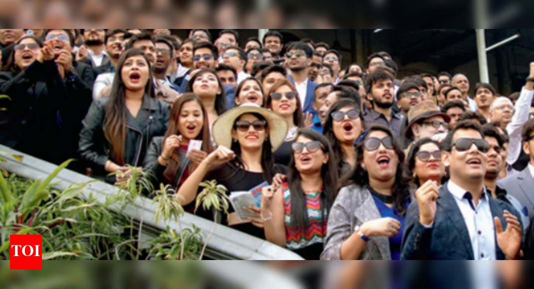 Who's who of socialites take the stand at RCTC | Kolkata News - Times ...