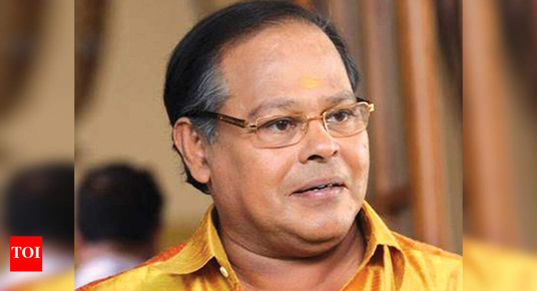 Actor Innocent on 'Comedy Super Nite 2' - Times of India