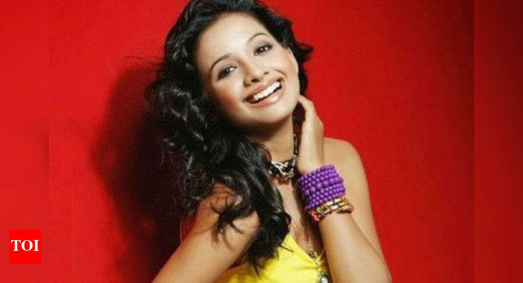 Mayuri Wagh attends her school reunion - Times of India