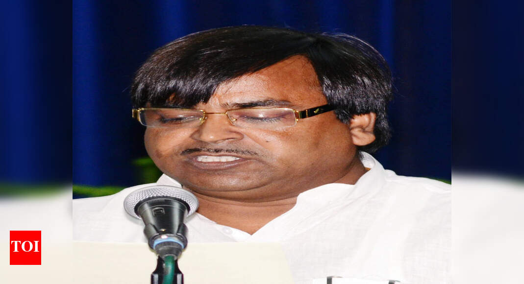 Prajapati: Feud trigger Prajapati now a mediator | Lucknow News - Times ...